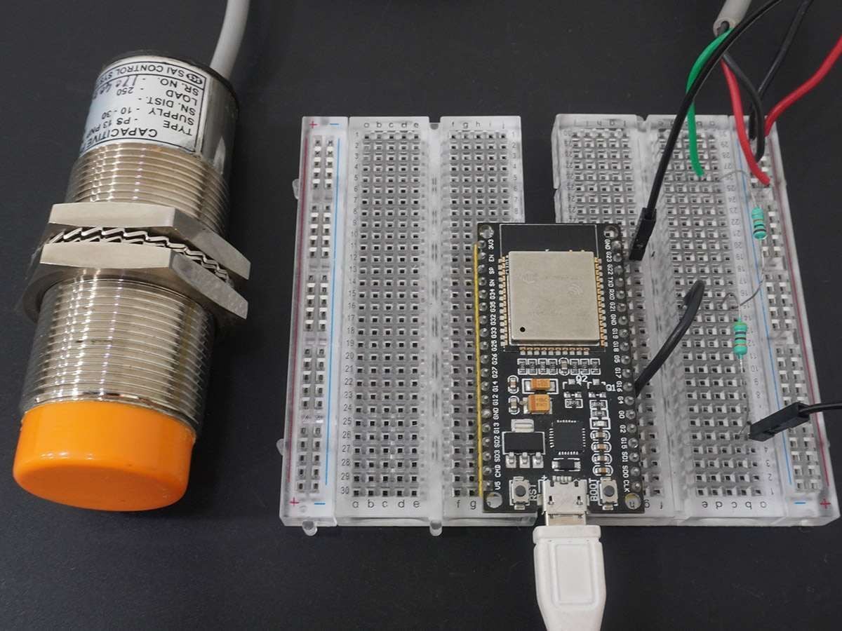 Capacitive Sensor Interfacing with ESP32 | ESP32