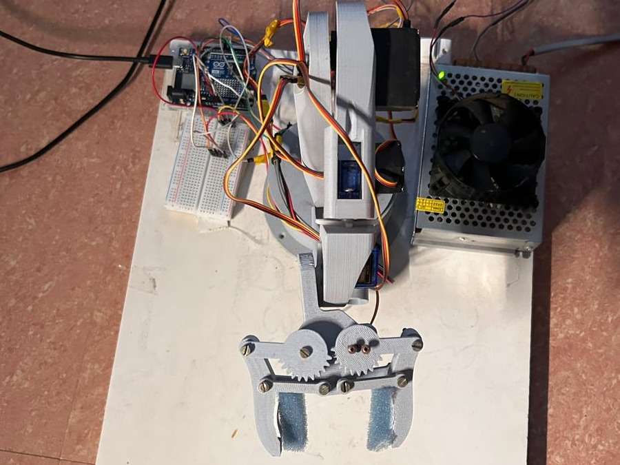 Object Detection and Sorting Robotic Arm | project