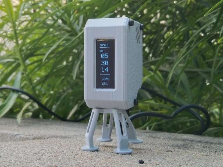OrbitClock a Tiny Space-Inspired IoT Environment Clock | project